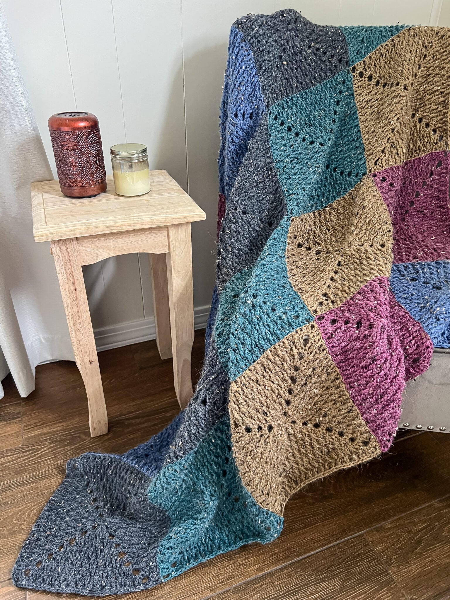 Modern Granny Square Blanket in Alpine Stitch - Life + Yarn
