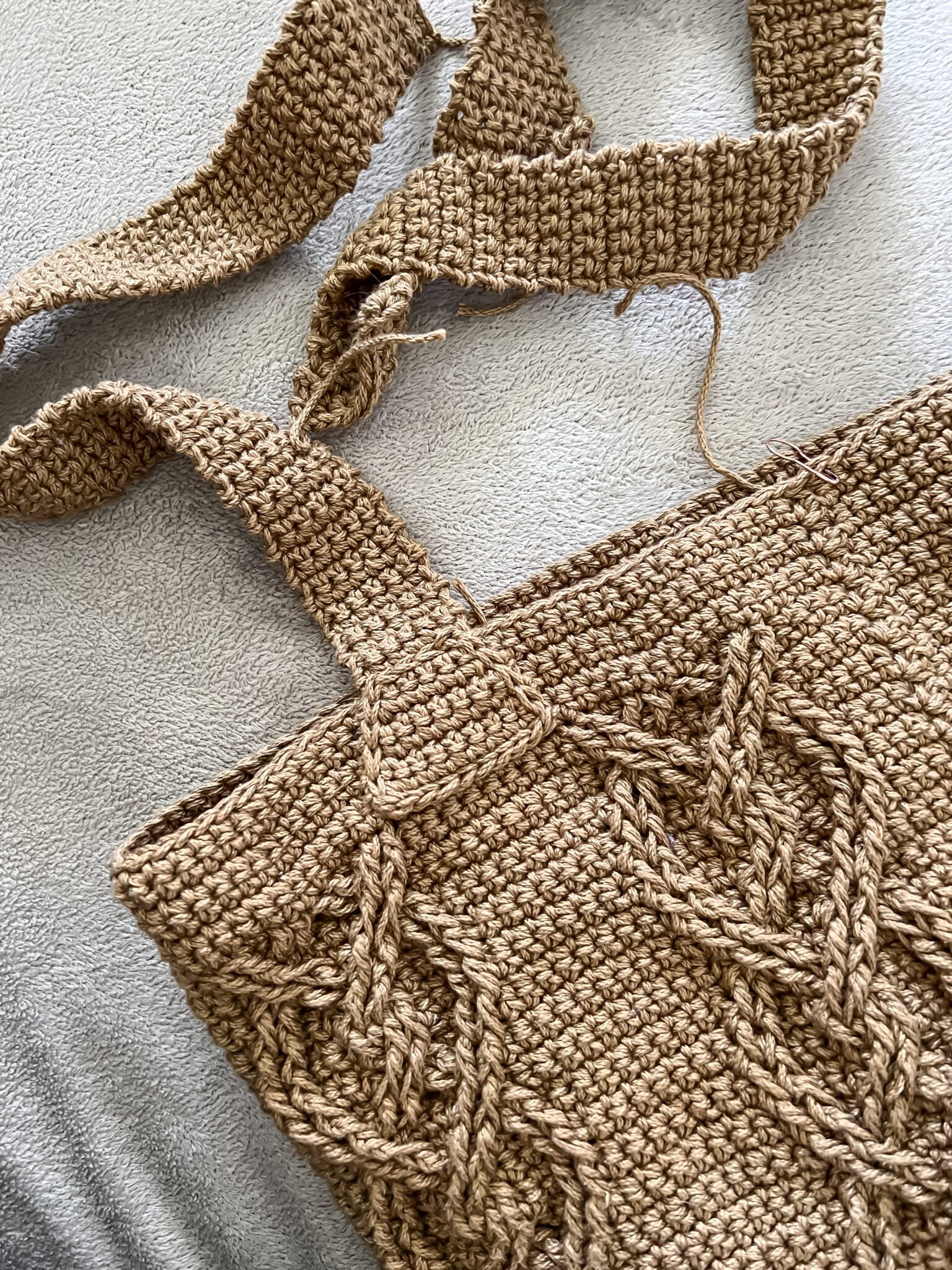 How to Crochet a Cable Bag Pattern + Video Tutorial - Life + Yarn