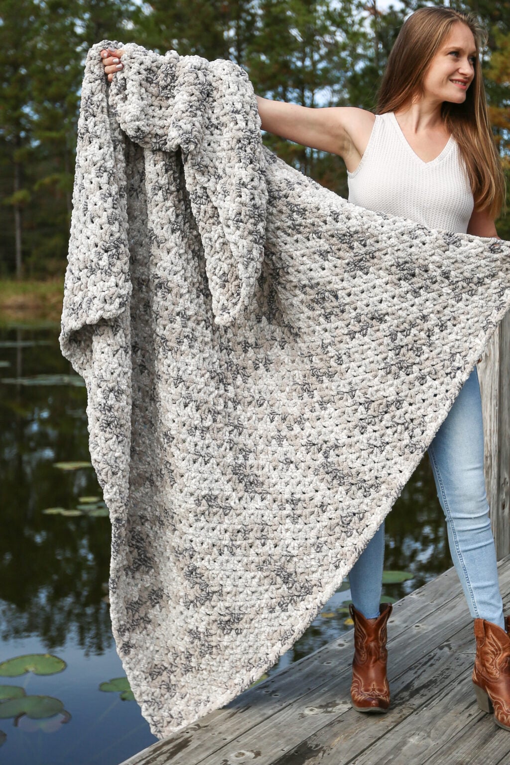 Free Easy Ombre Crochet Blanket Pattern - Beautiful Textured Throw ...