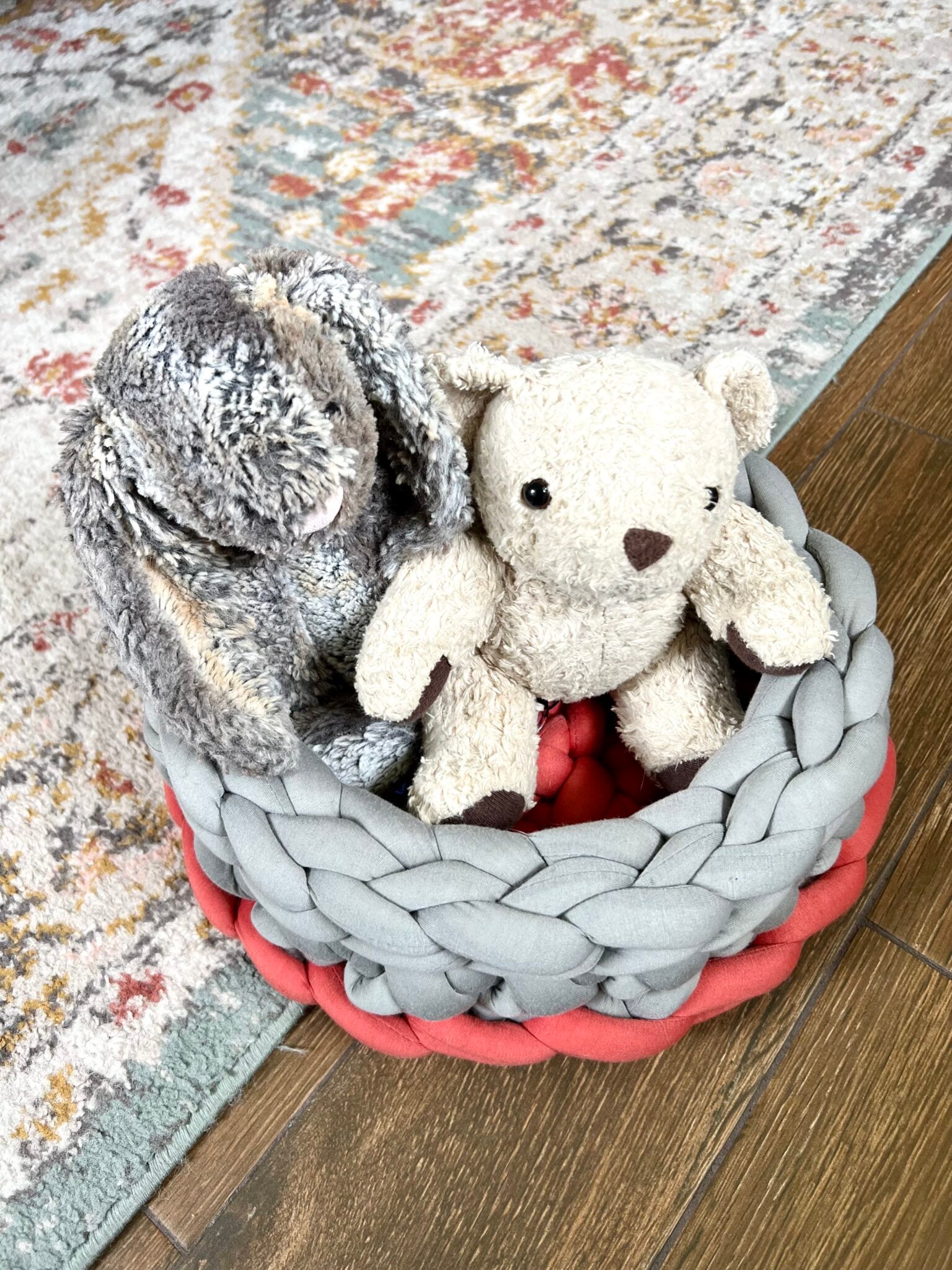 How to Finger Crochet an Easy Jumbo Basket - YouTube Tutorial - Life + Yarn