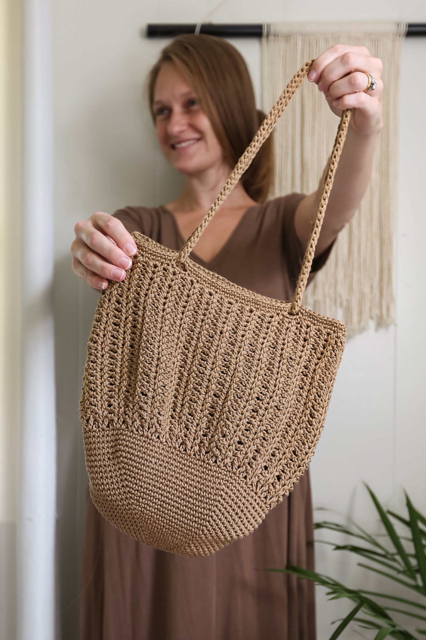 FREE Drawstring Crochet Bag Pattern - Beautiful Stitch - Life + Yarn