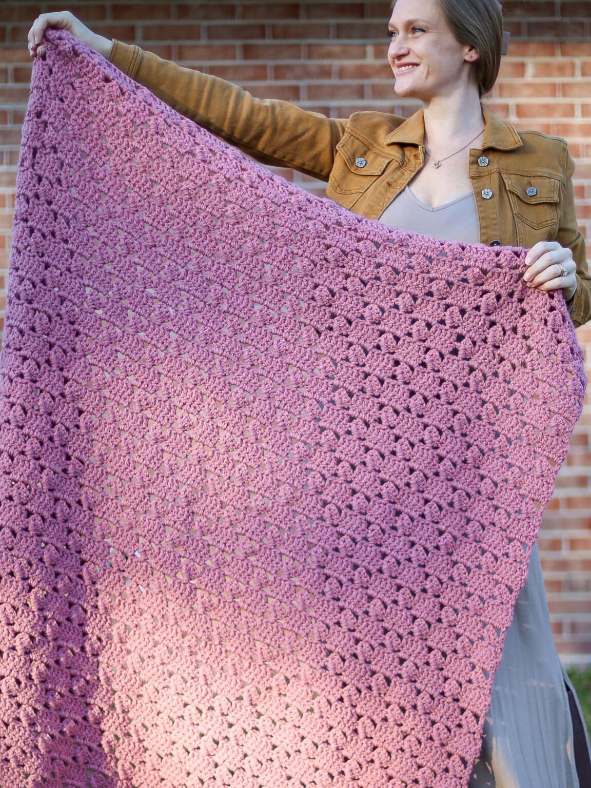 Free Crochet Checkerboard Crochet Blanket Pattern Tutorial - Life + Yarn