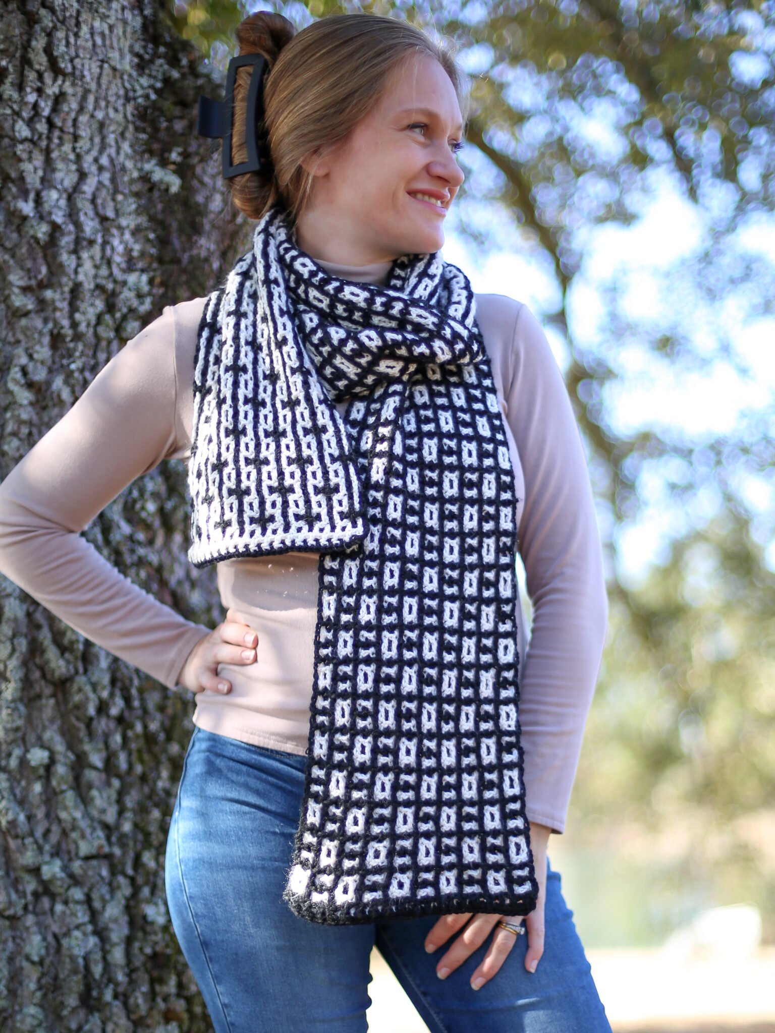 Free Ruffled Crochet Scarf - Easy Chunky Pattern and Video - Life + Yarn