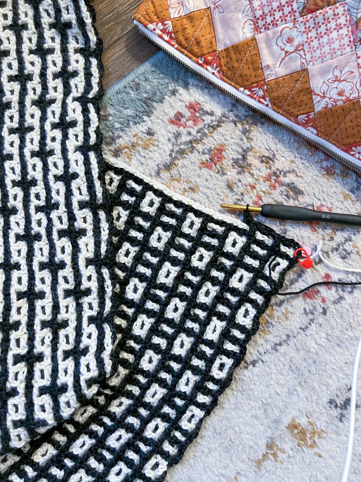 Free Reversible Interlocking Crochet Scarf Pattern + Video Tutorial ...