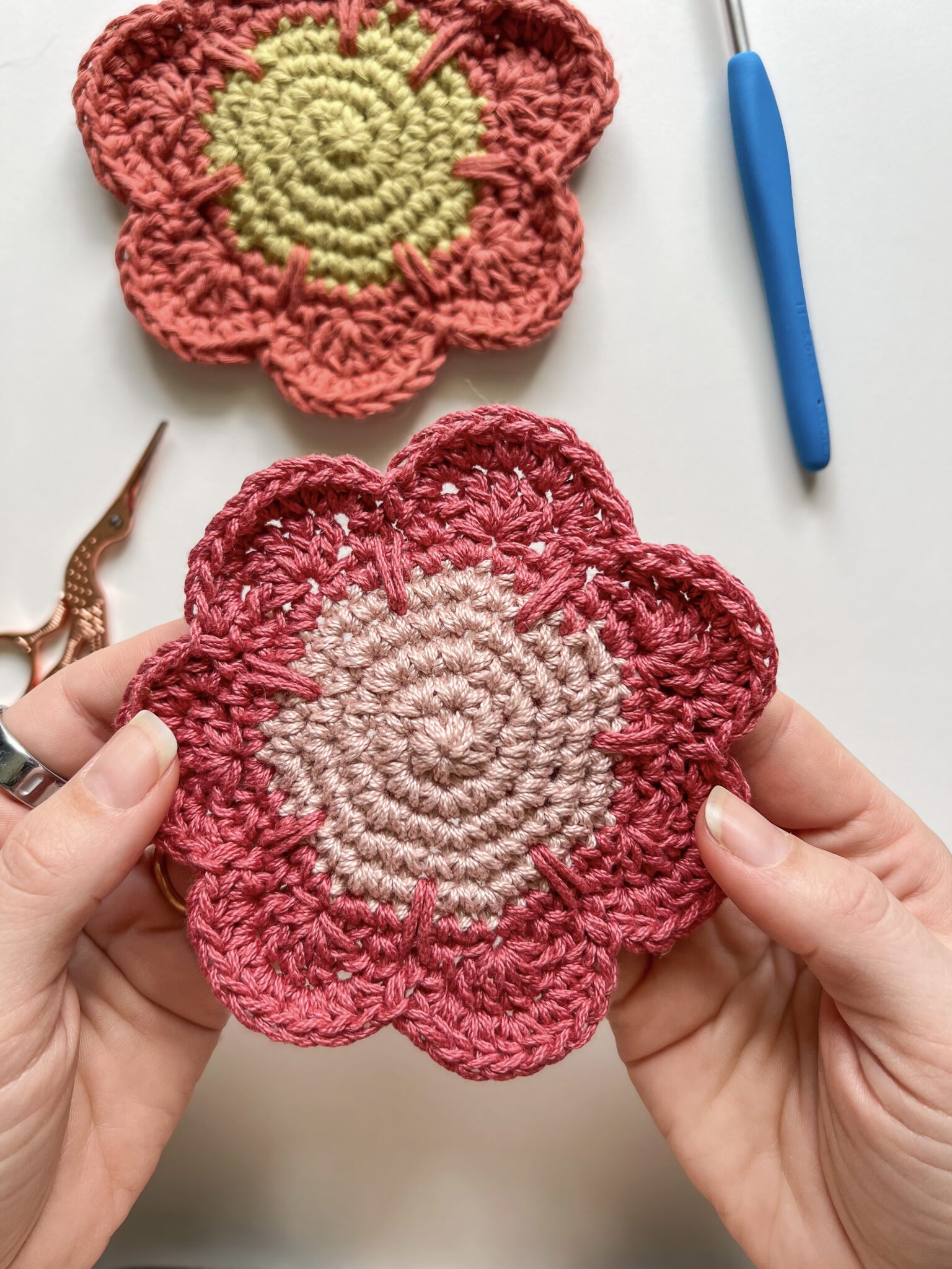 Easy Crochet Daisy Flower Coaster Pattern for Beginners - Life + Yarn