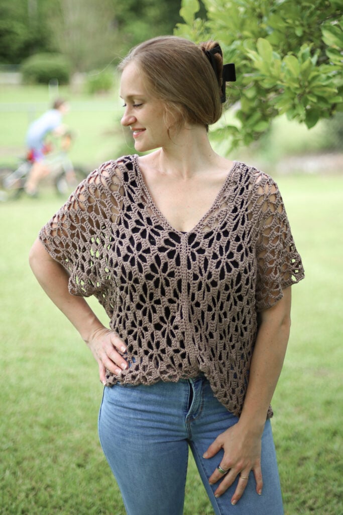 FREE Easy Beginner Crochet Top Pattern for Summer - Life + Yarn